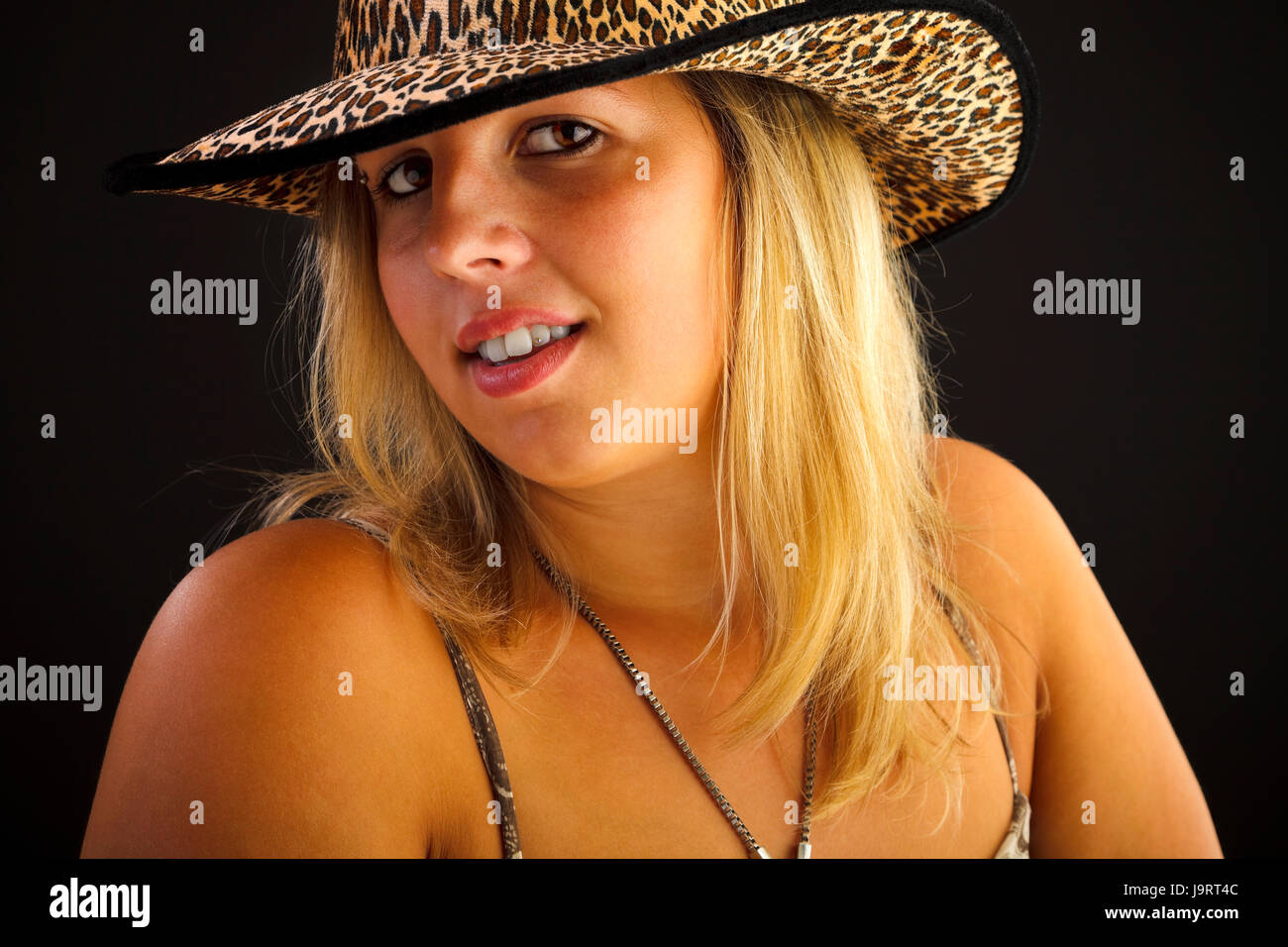 woman, portrait, adult, adults, young, younger, girl, girls, woman ...