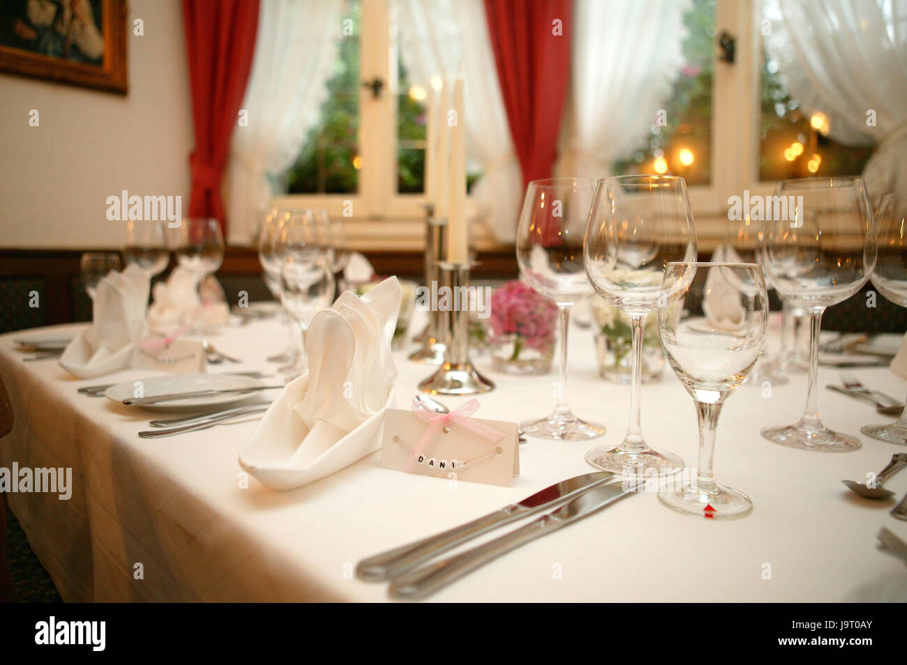 Wedding notice board,table appointments Stock Photo - Alamy