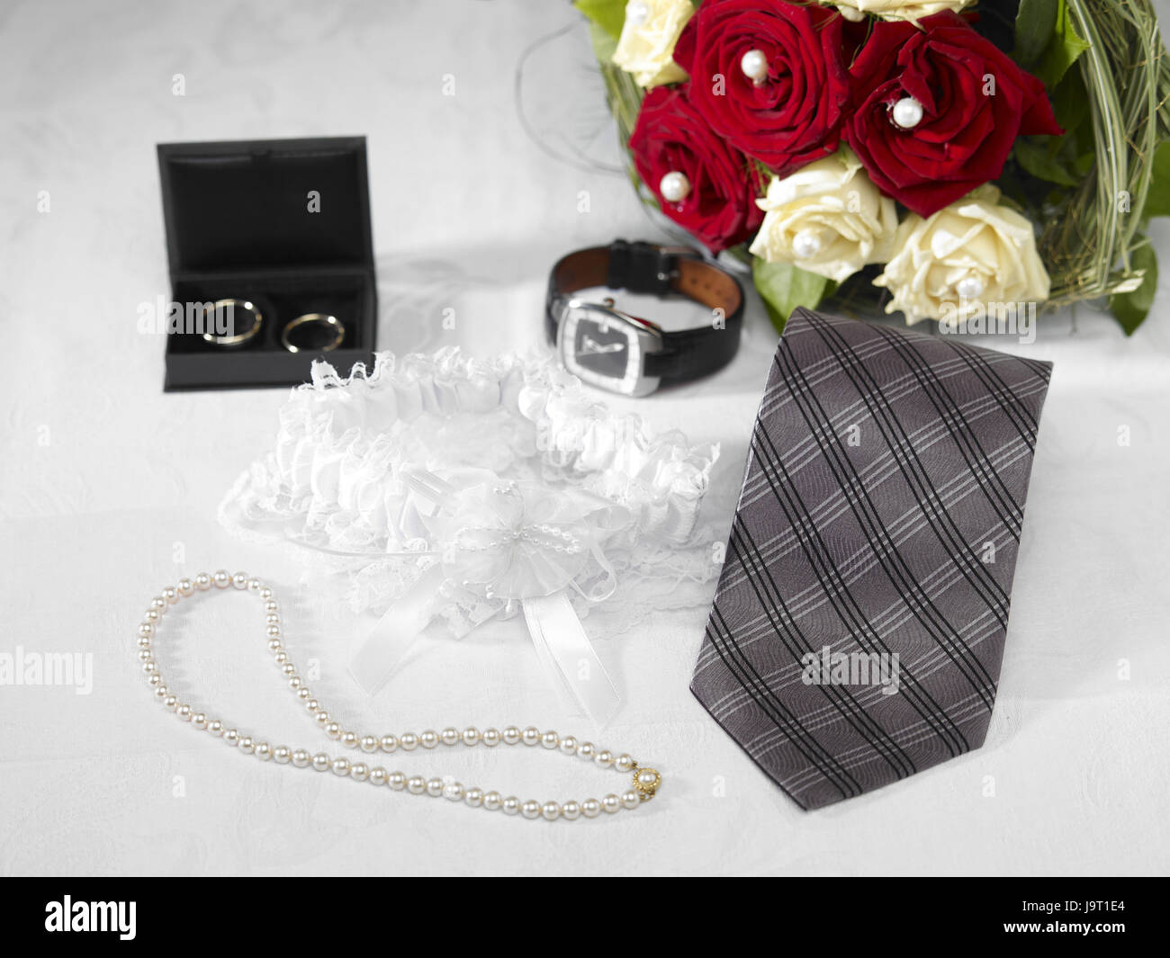 Wedding bouquet square hi-res stock photography and images - Alamy