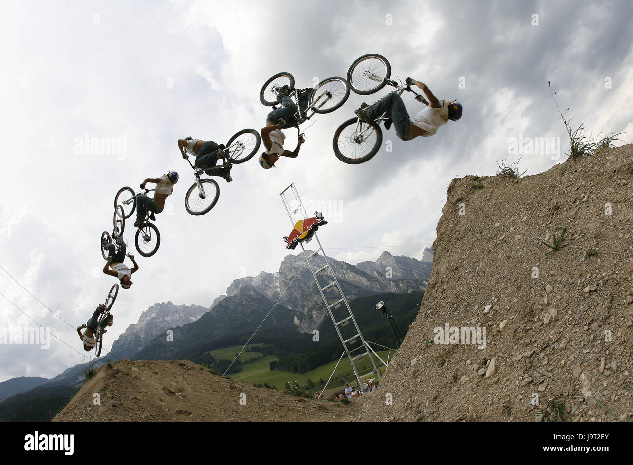 Backflip sequence High Resolution Stock Photography and Images - Alamy