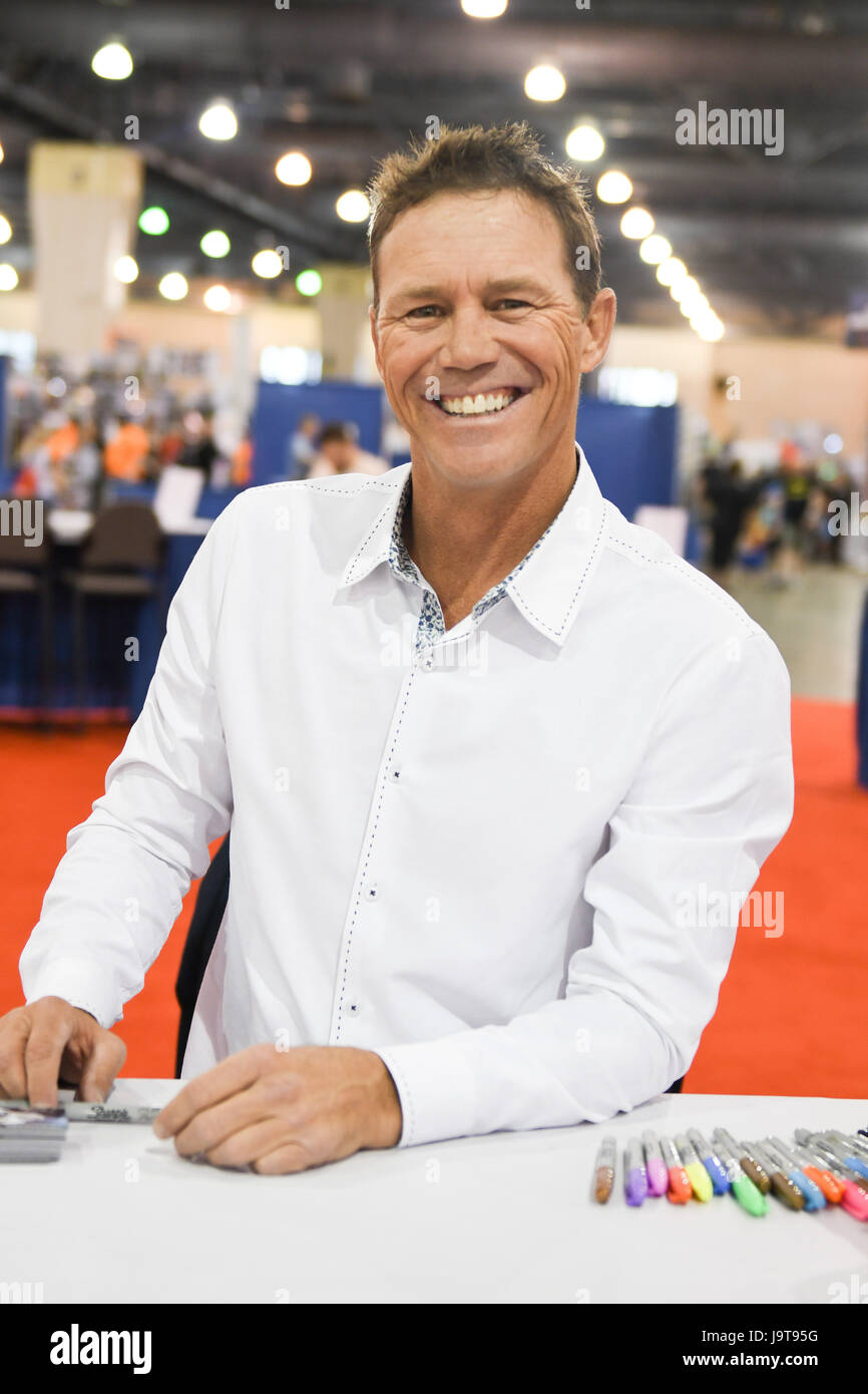 Brian krause hi-res stock photography and images - Alamy