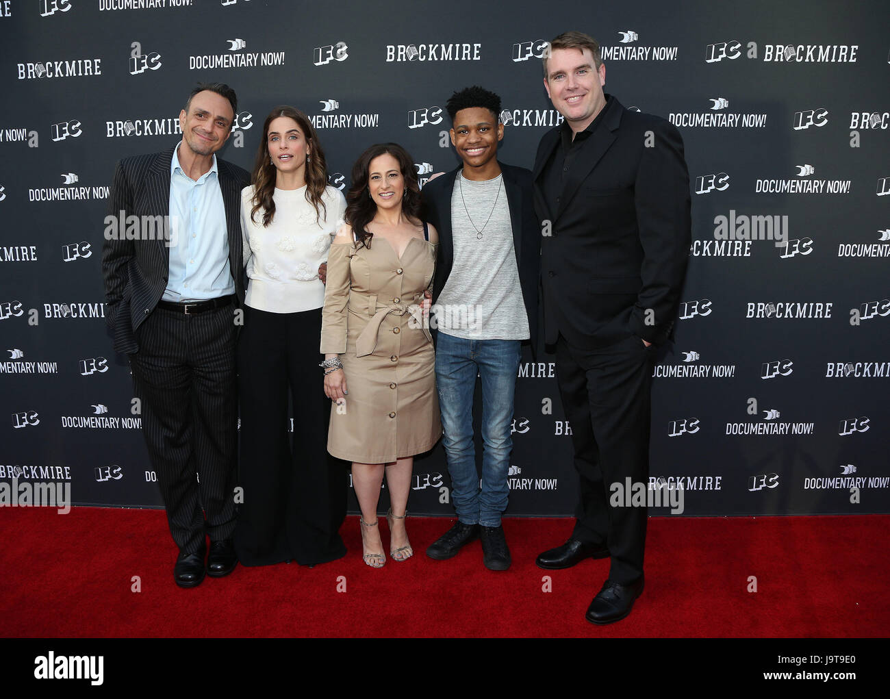 31 May 2017 - North Hollywood, California - Hank Azaria, Amanda Peet ...