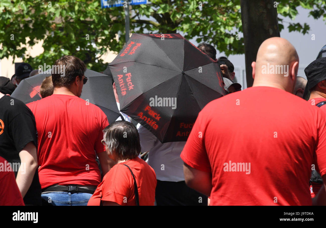 Karlsruhe, Germany. 3rd June, 2017. Participants gather for a rightist ...
