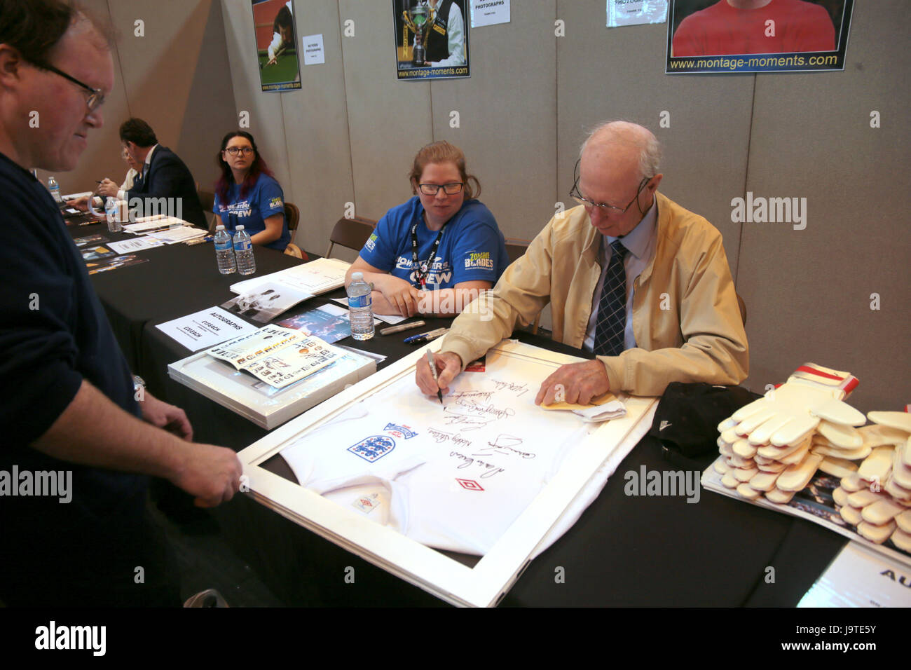 Paul quezada neiman hi-res stock photography and images - Alamy