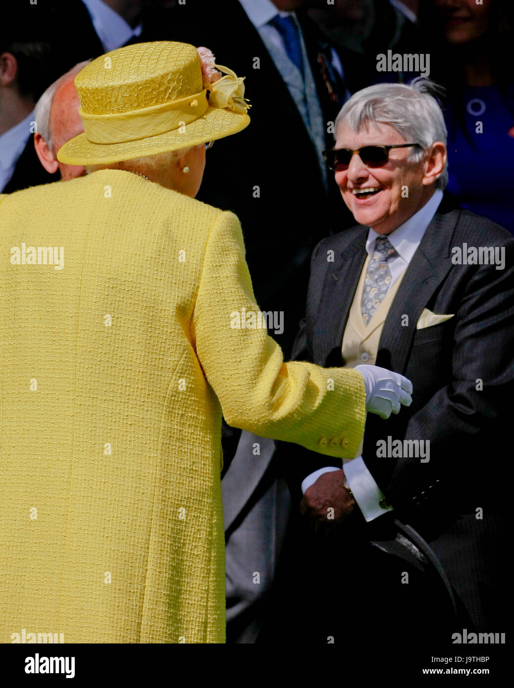 HRH Queen Elizabeth 2 at the 2017 Derby Stock Photo - Alamy