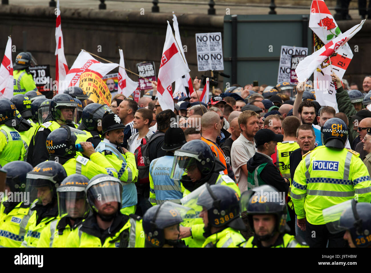 Liverpool UK, 3rd June 2017. EDL supporters and Anti- Fascist ...