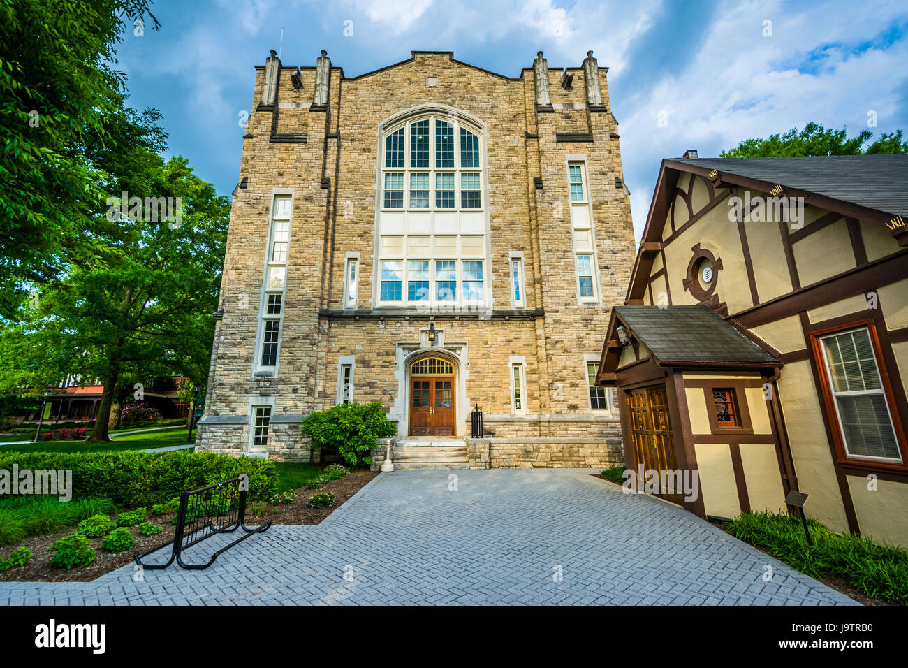 Xavier University Campus High Resolution Stock Photography and Images ...