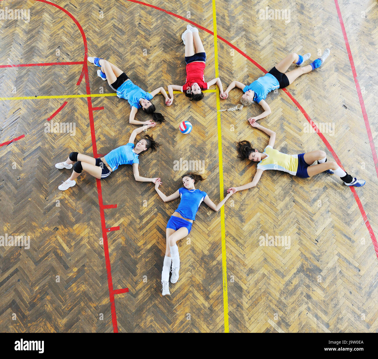 woman, humans, human beings, people, folk, persons, human, human being ...