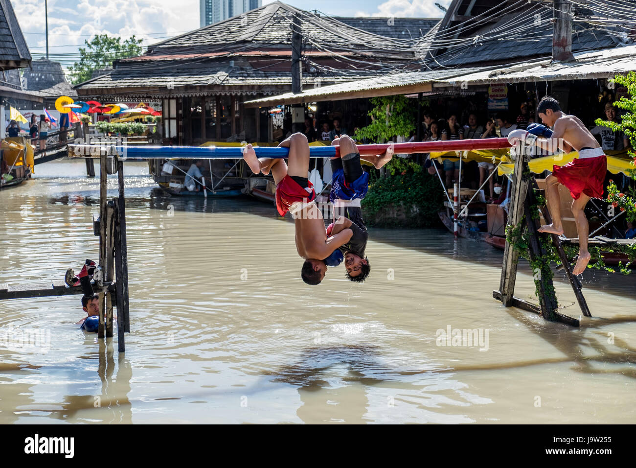 PATTATA THAILAND OCTOBER 4: Unidentified men fight for ocean boxing in ...