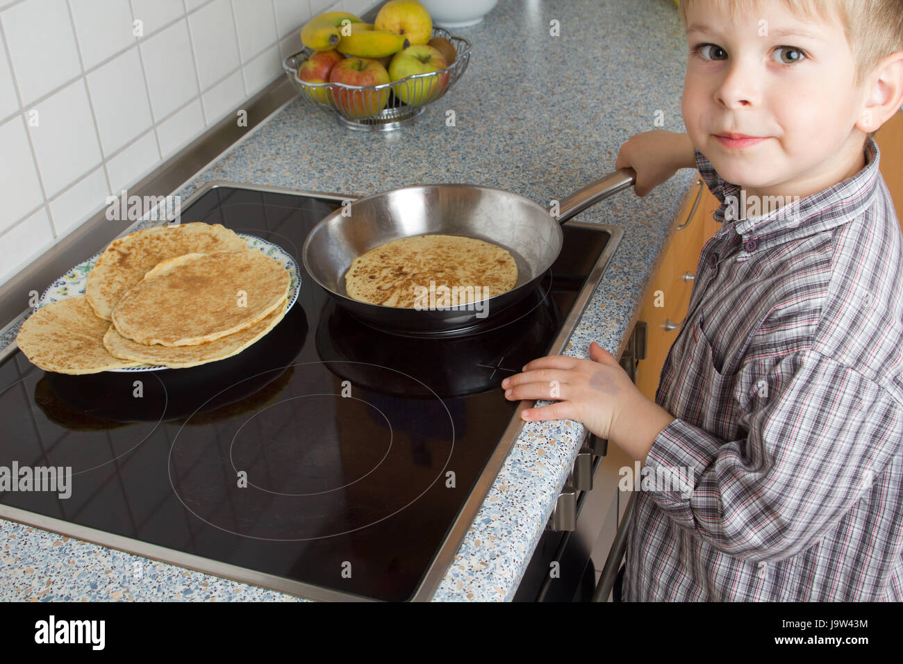 boil, cooks, boiling, cooking, noodle, hearth, boy, lad, male youngster ...