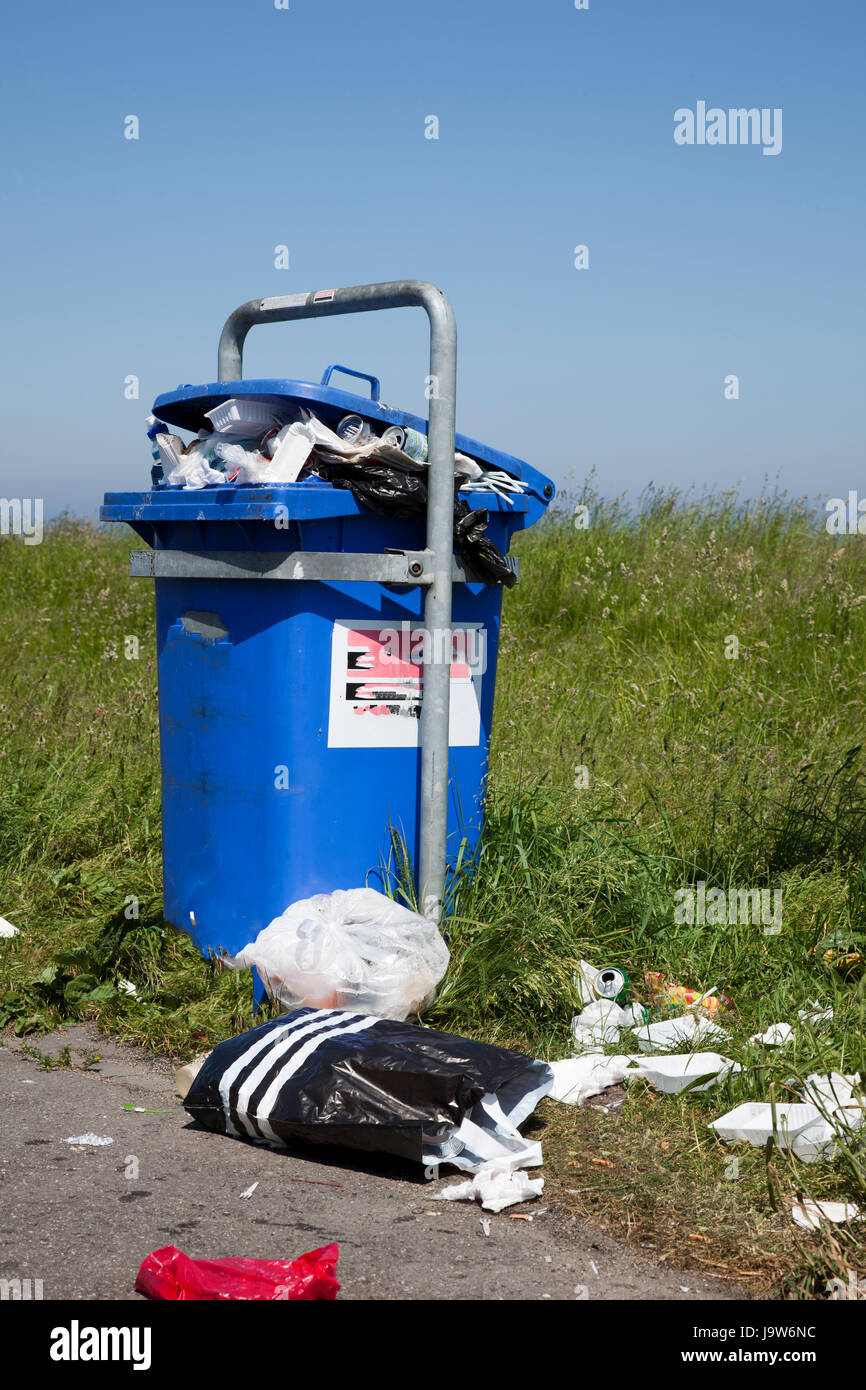 environment, enviroment, bottle, trash, pollution, plastic, synthetic ...