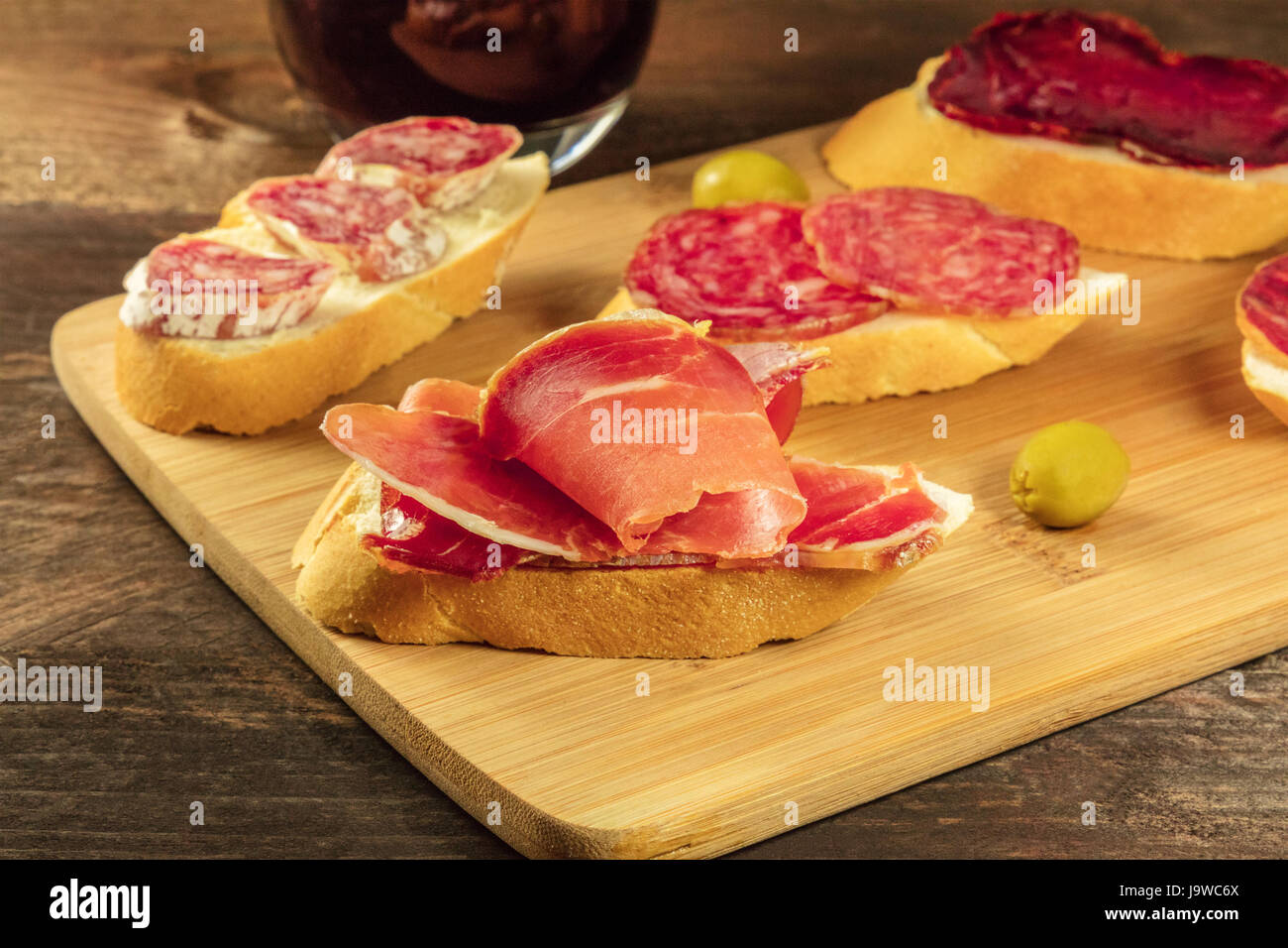 Embutidos hi-res stock photography and images - Alamy
