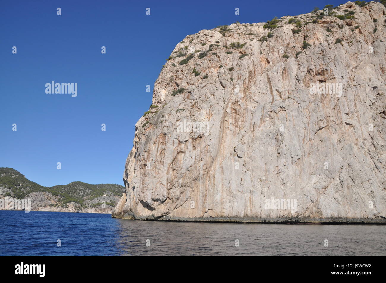 mallorca, rock, steep, steep coast, geology, salt water, sea, ocean ...