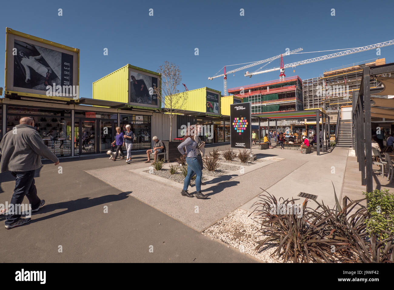 Shipping container shops hi-res stock photography and images - Alamy
