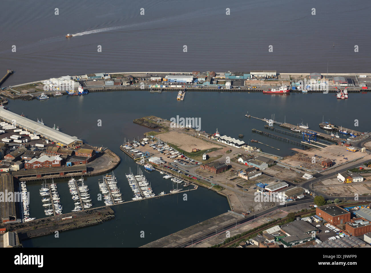 North wall grimsby fish docks hi-res stock photography and images - Alamy