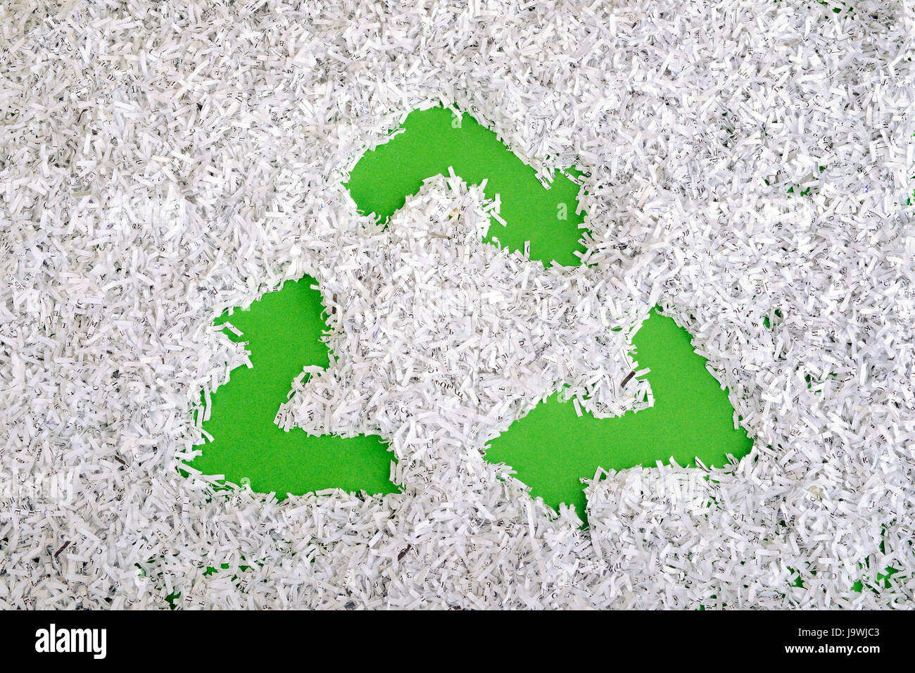 Shredded white paper hi-res stock photography and images - Alamy