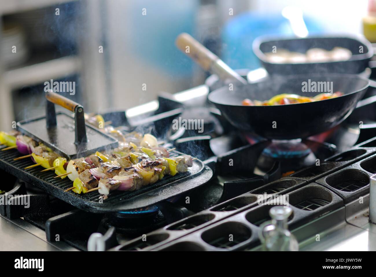 smoke, smoking, smokes, fume, restaurant, food, aliment, pepper, leaf ...