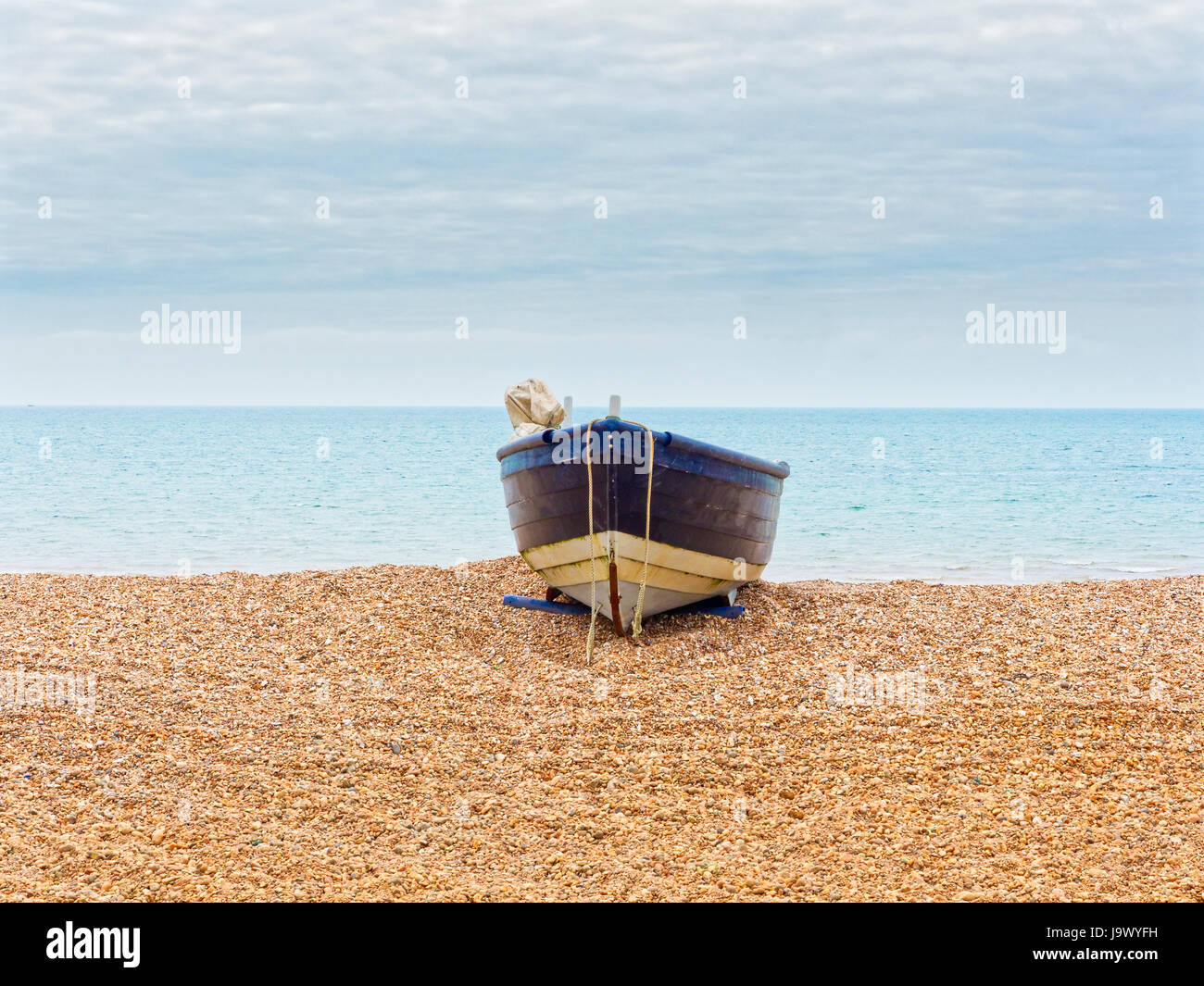 Outboard motor on rowing boat hi-res stock photography and images - Alamy