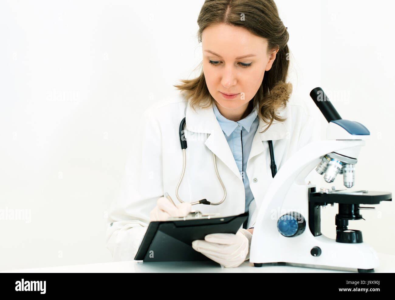 Doctor assistant test hi-res stock photography and images - Alamy
