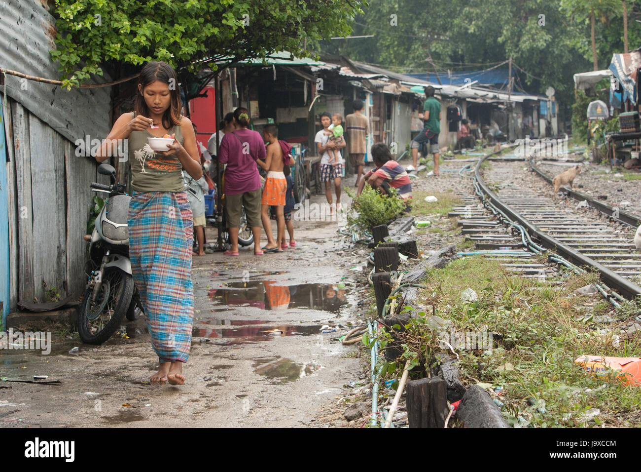 BANGKOK , THAILAND - NOVEMBER, 2005 : There are an estimated 7.3 ...
