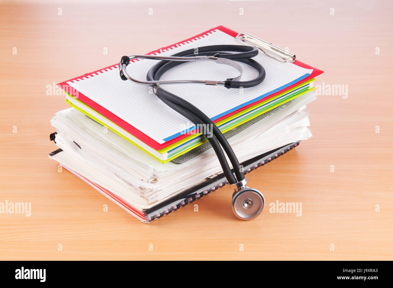 doctor, physician, medic, medical practicioner, note, memo, write ...