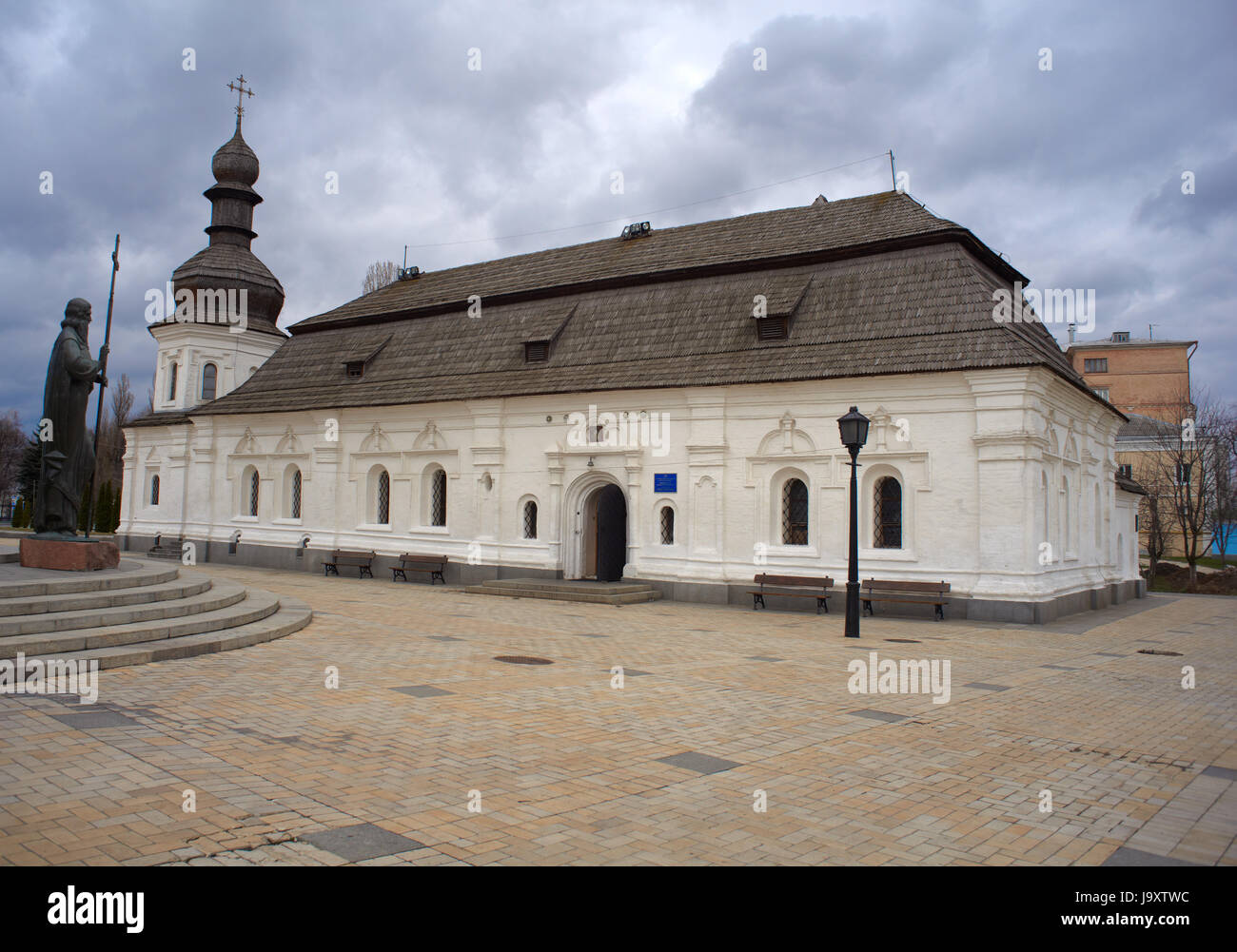monastery, style of construction, architecture, architectural style ...