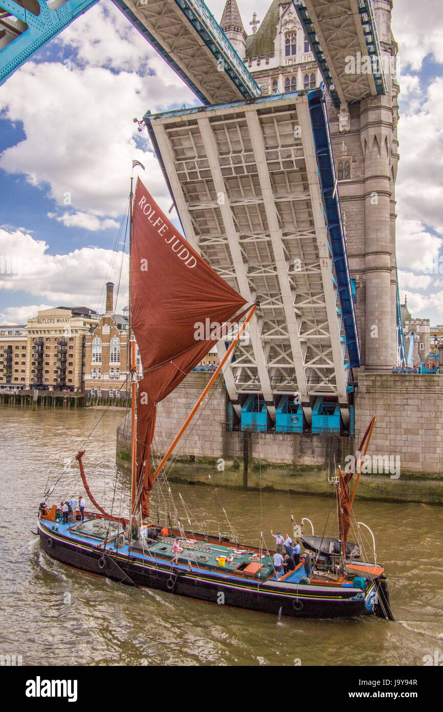 Tall ship passing through Tower Bridge in London Stock Photo - Alamy