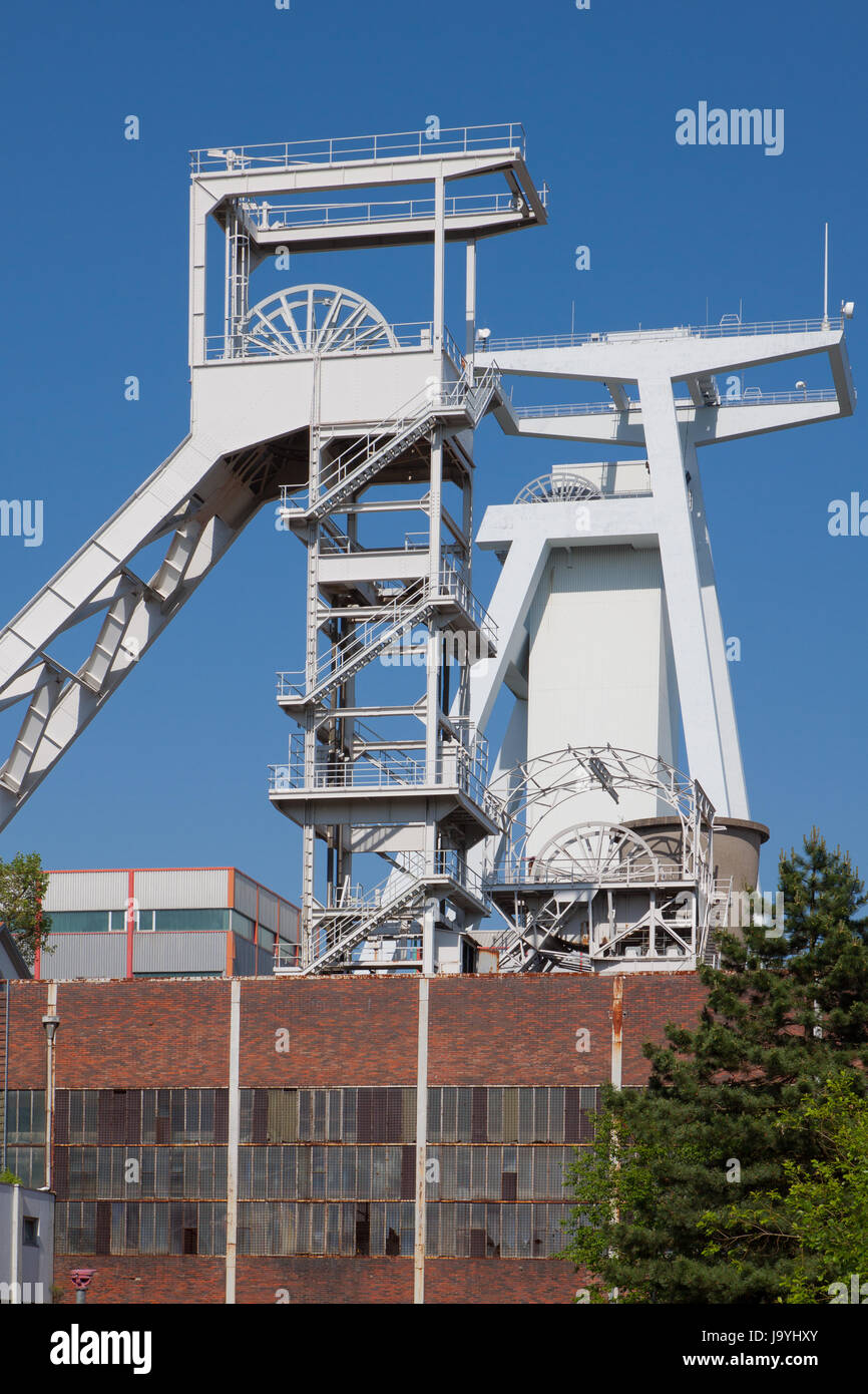 Mining pit frames hi-res stock photography and images - Alamy