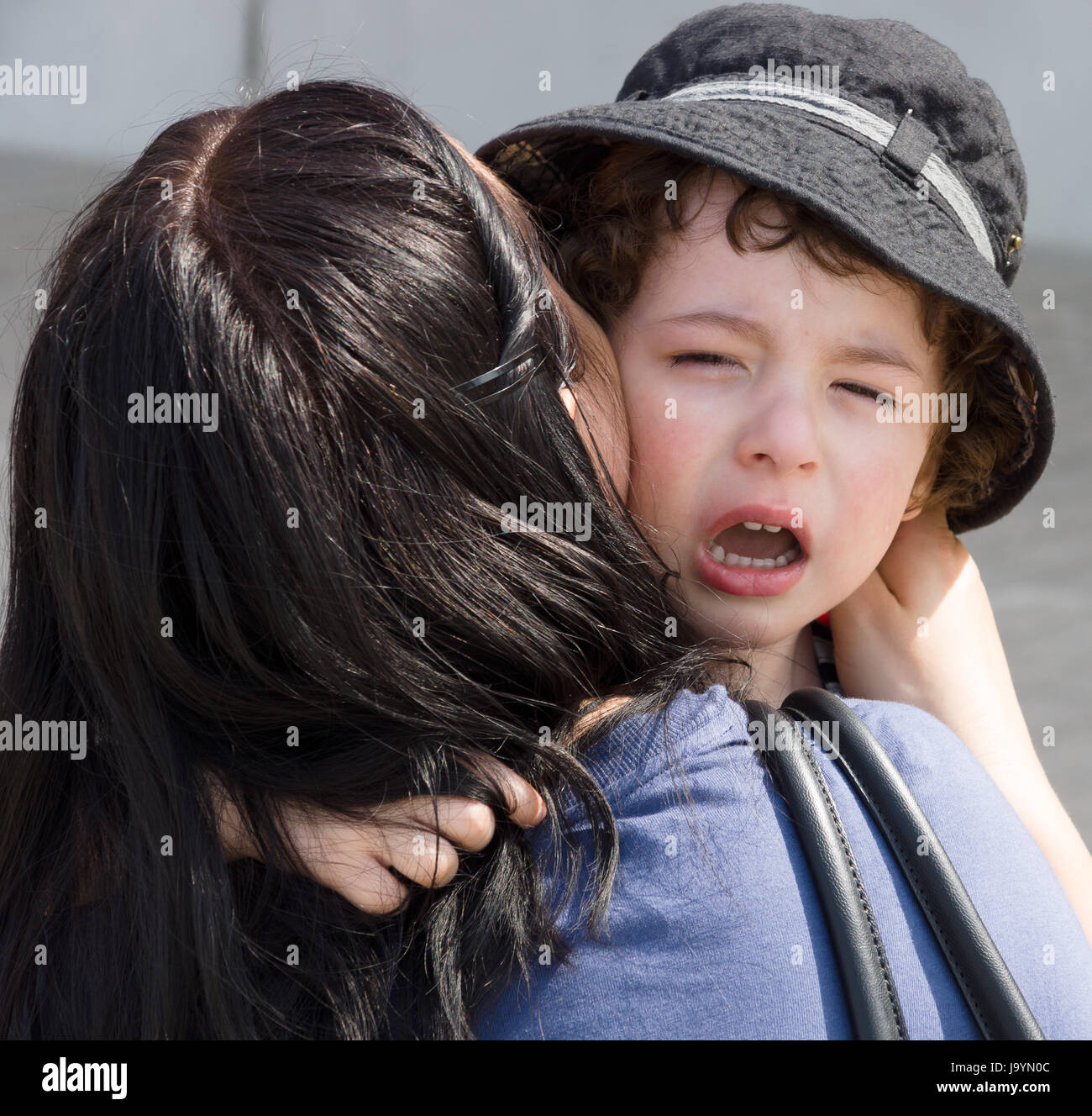 friendly, kind, mother, mom, ma, mommy, weep, cry, crying, weeper ...