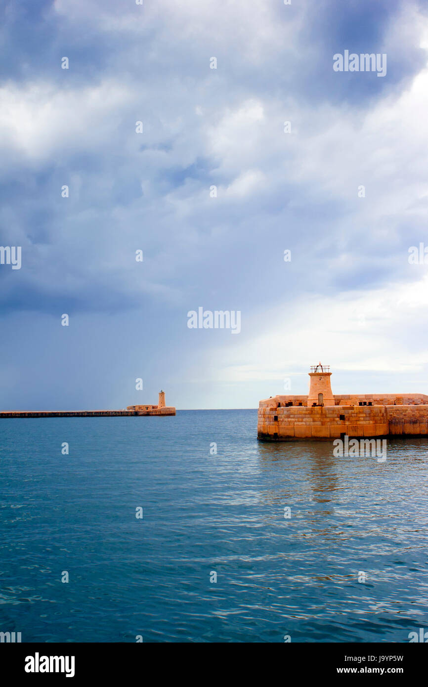 Halfen hi-res stock photography and images - Alamy