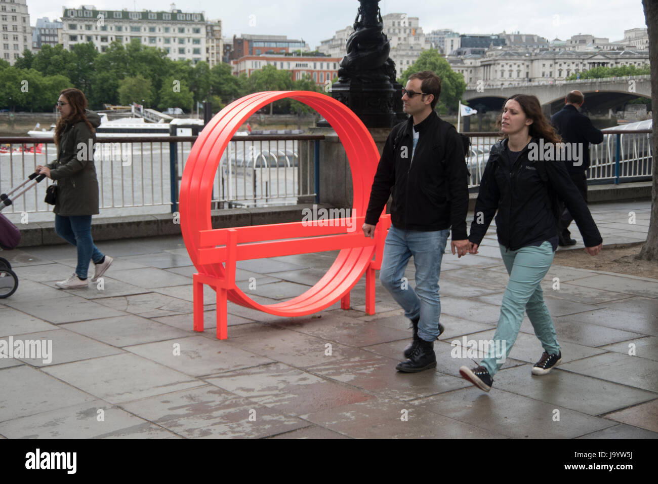 Southbank bench hi-res stock photography and images - Alamy