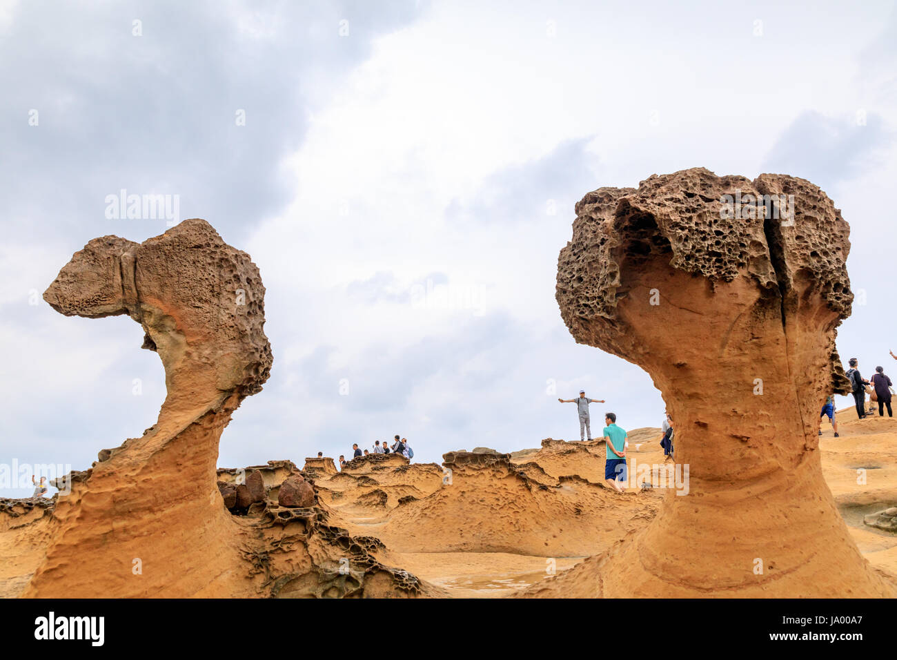 Queens head rock taiwan hi-res stock photography and images - Alamy