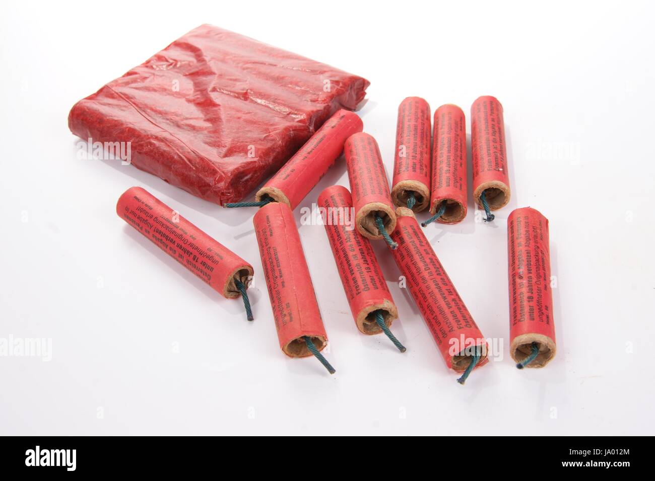 China saluting gun hi-res stock photography and images - Alamy