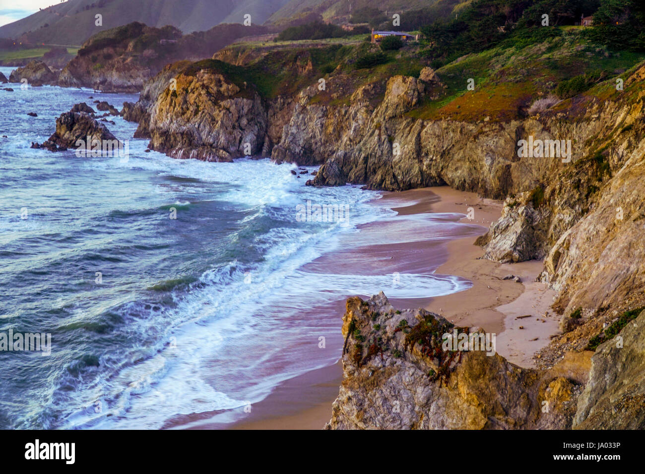 The beautiful cliffs of Big Sur at the Pacific coast after sunset Stock ...