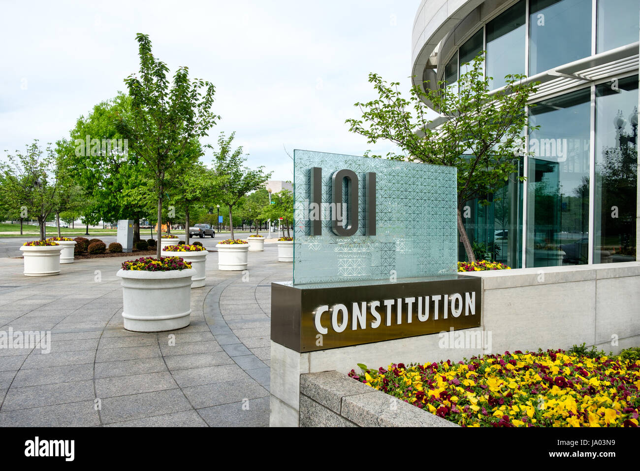 Constitution avenue nw washington dc hi-res stock photography and ...