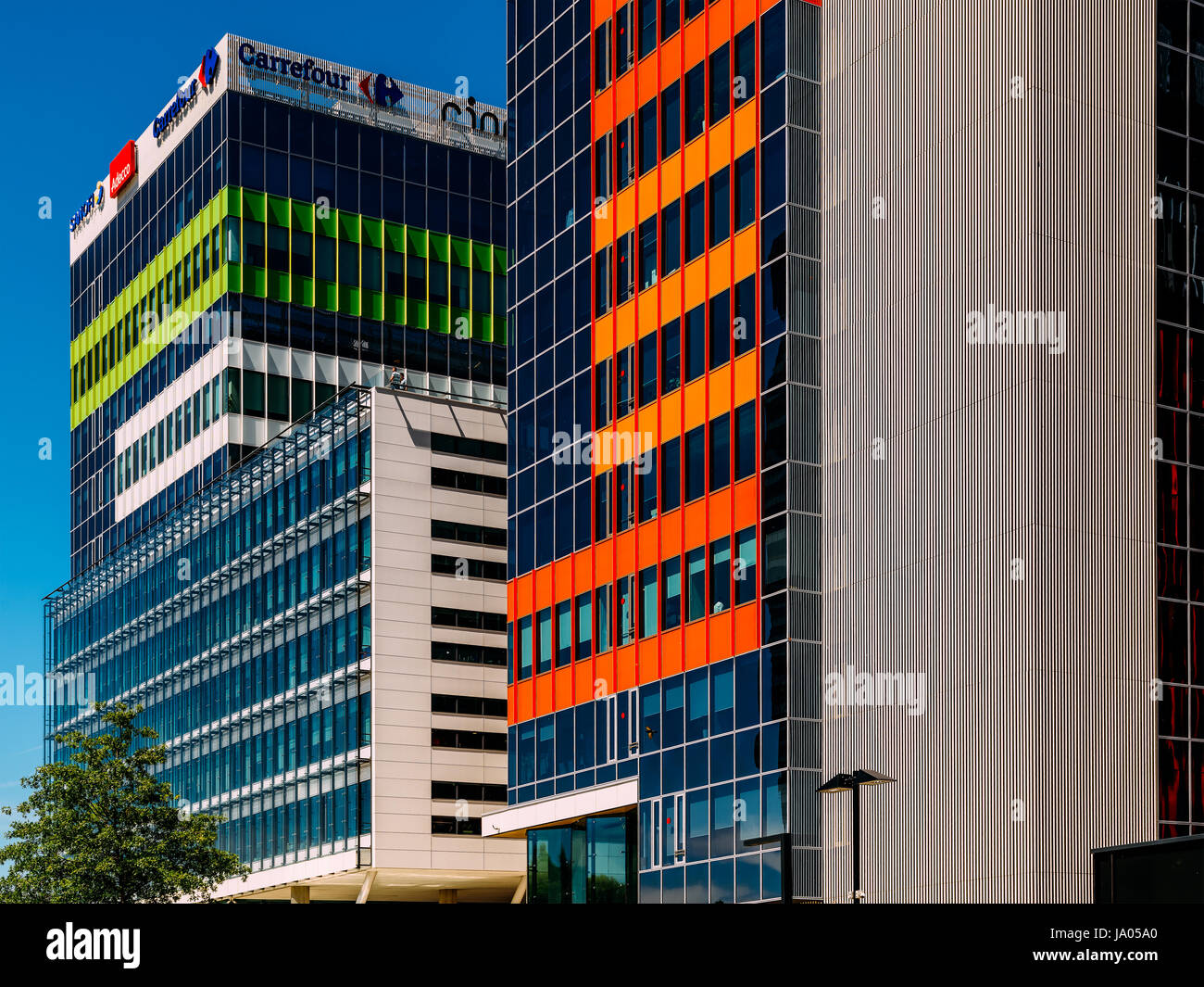 BUCHAREST, ROMANIA - MAY 18, 2017: Modern Office Building In North ...
