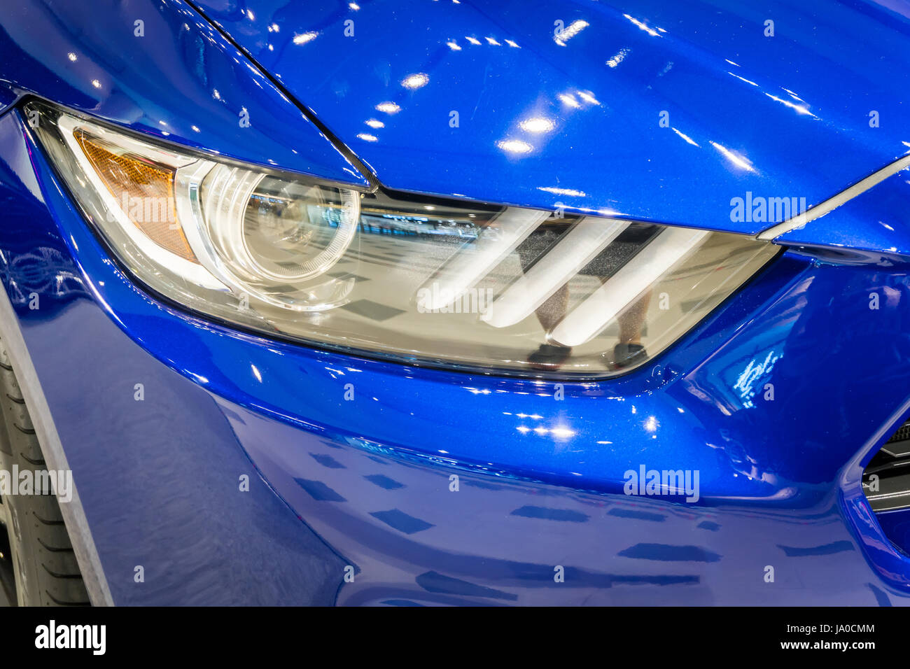 Headlight shot hi-res stock photography and images - Alamy