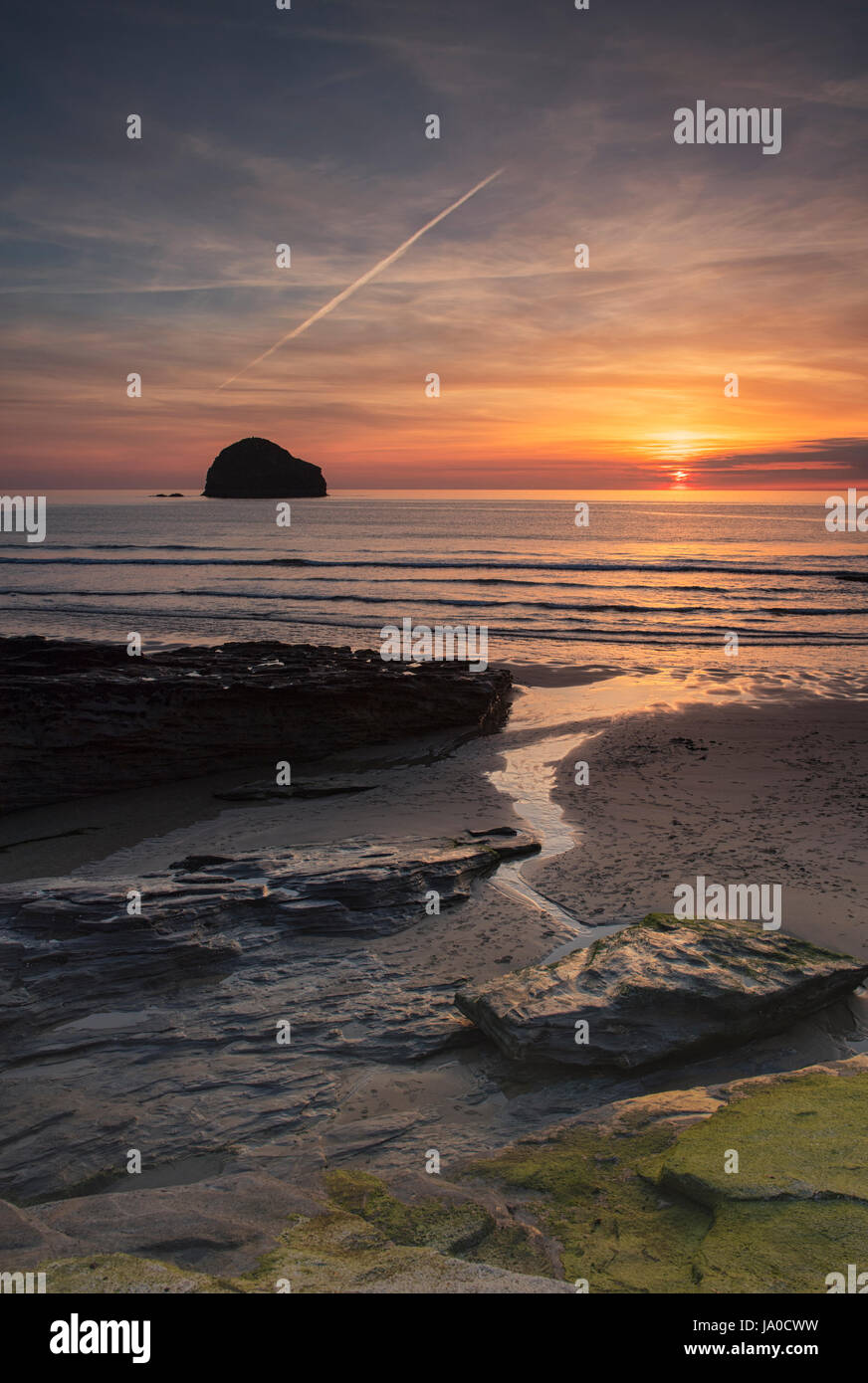 Trebarwith Strand, Cornwall, England, UK Stock Photo - Alamy
