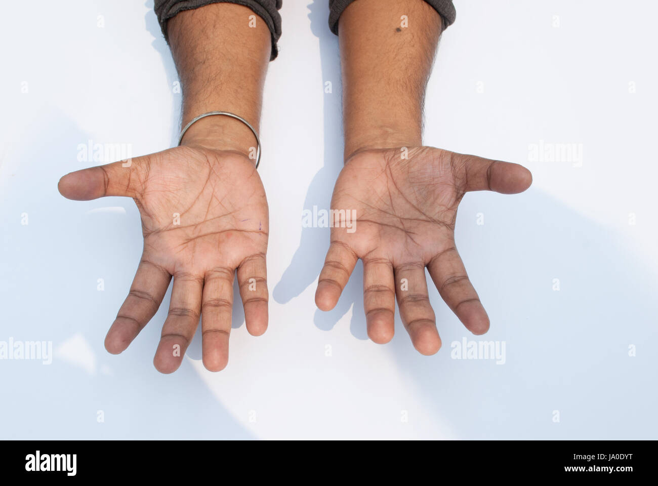 man showing open hands Stock Photo - Alamy