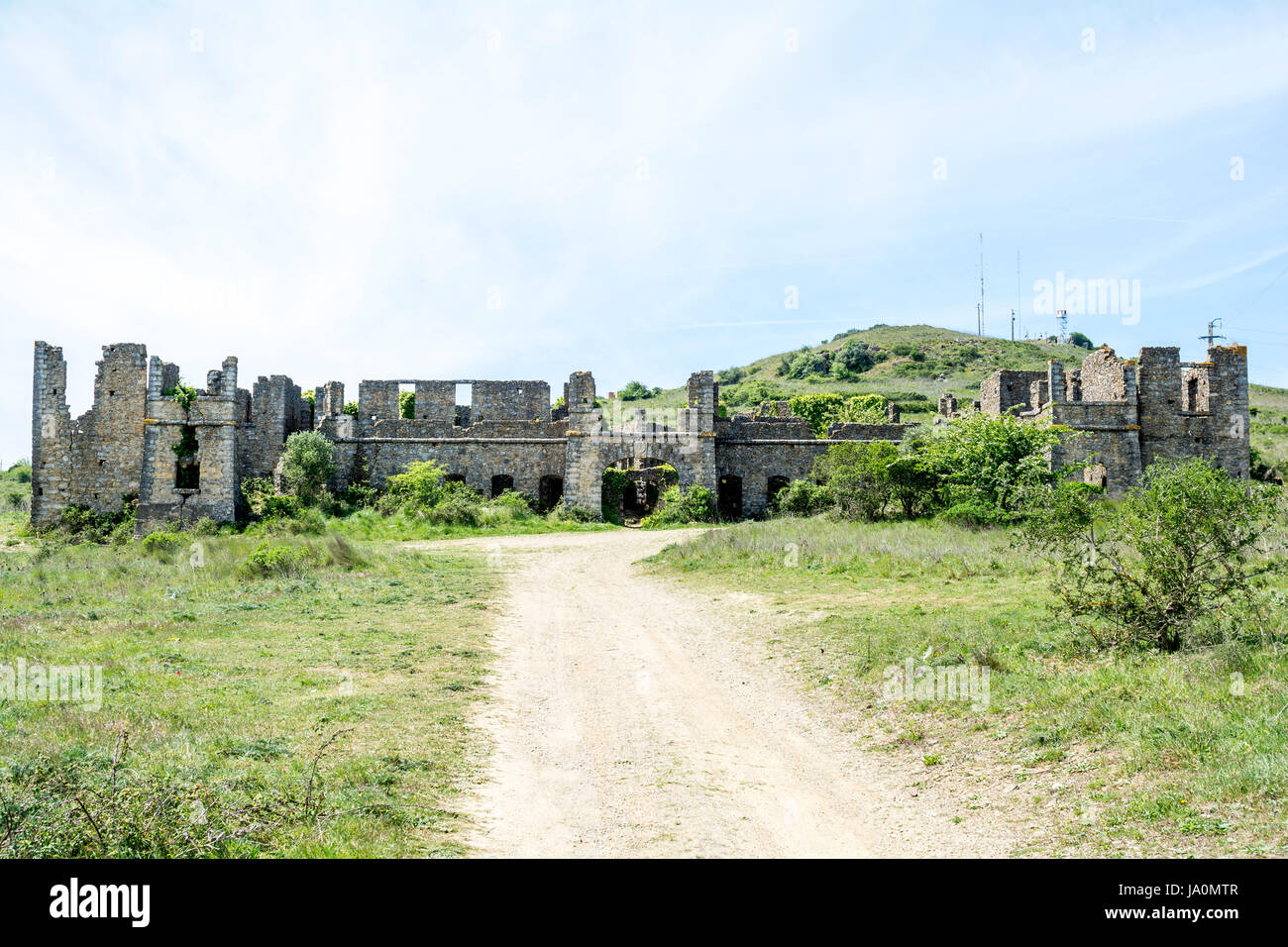 Looking around series. Medieval castle ruins Stock Photo - Alamy
