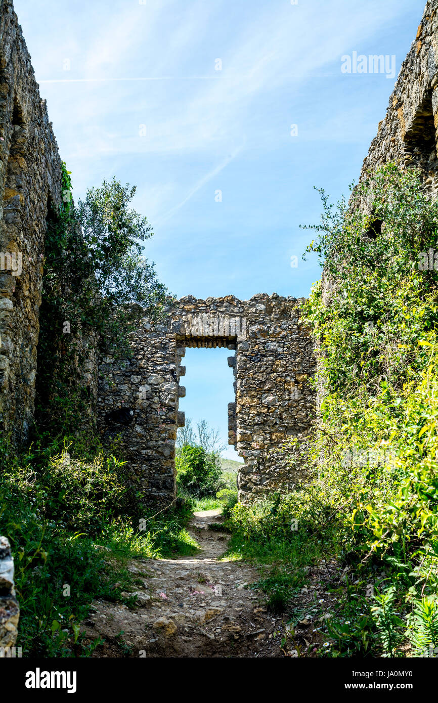 Looking around series. Medieval castle ruins Stock Photo - Alamy