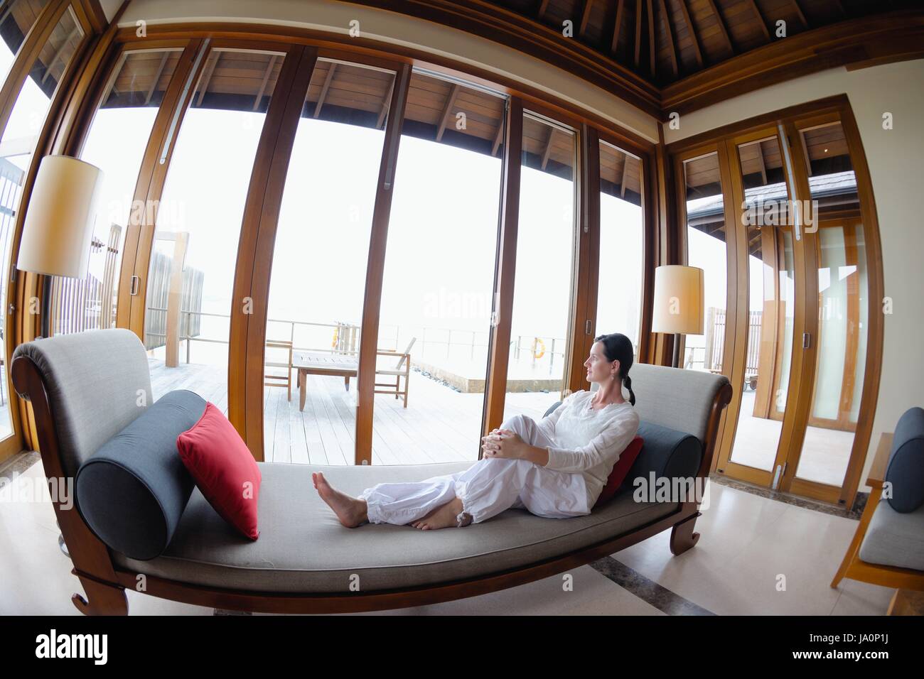 woman, wait, waiting, laugh, laughs, laughing, twit, giggle, smile ...