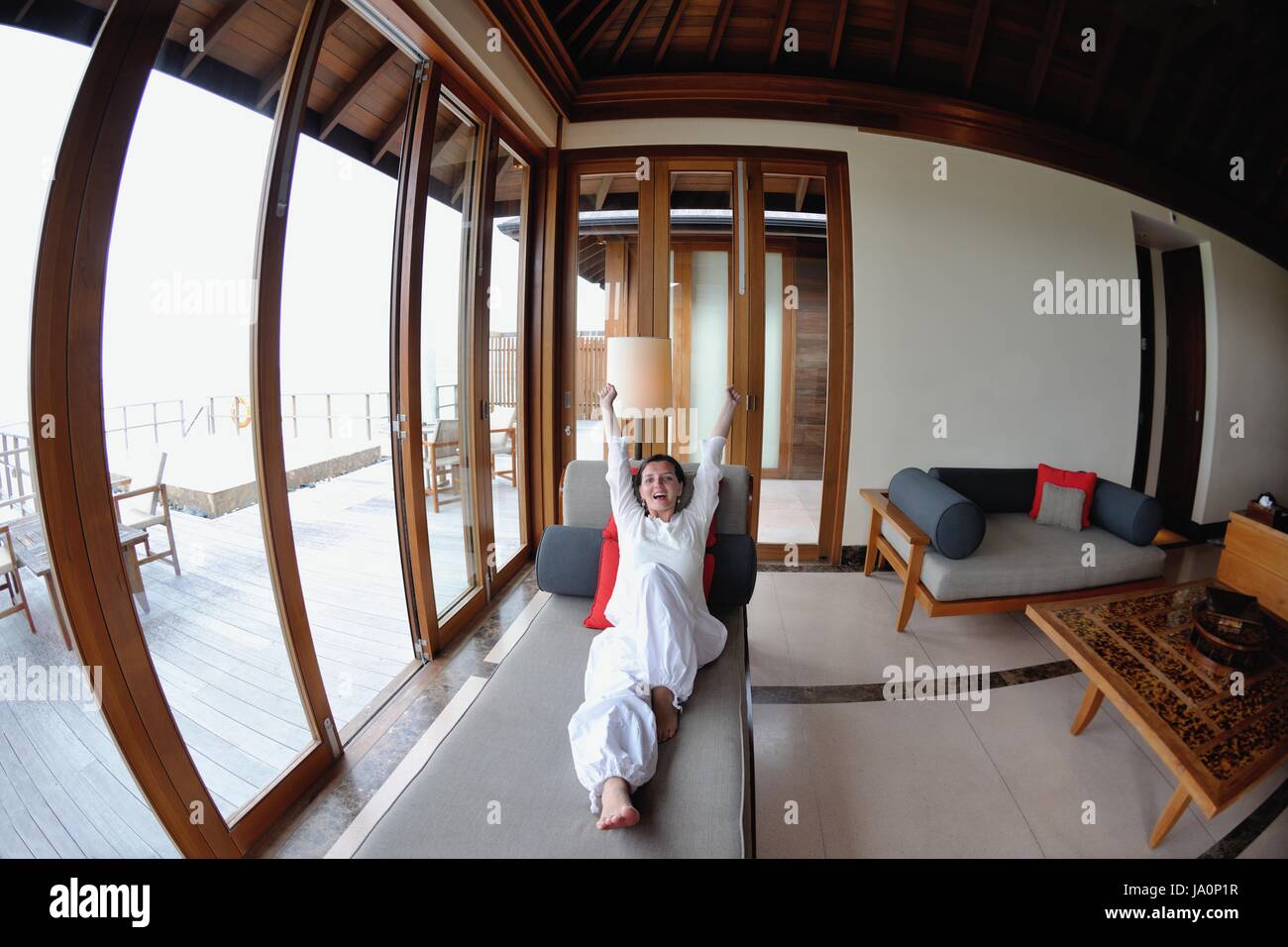 woman, wait, waiting, laugh, laughs, laughing, twit, giggle, smile ...