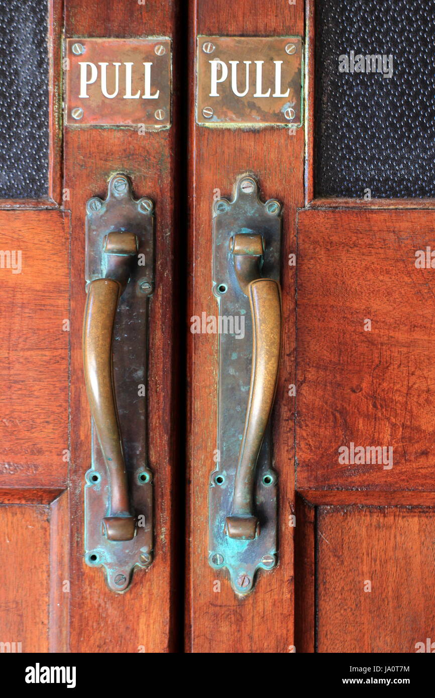 wood, goal, passage, gate, archgway, gantry, door, open, pull, doorknob ...
