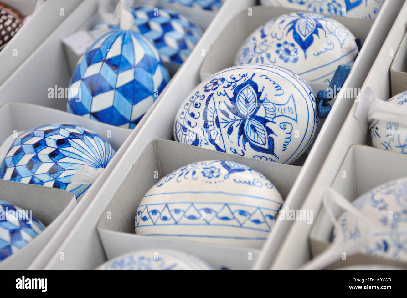 close, blue, objects, big, large, enormous, extreme, powerful, imposing ...