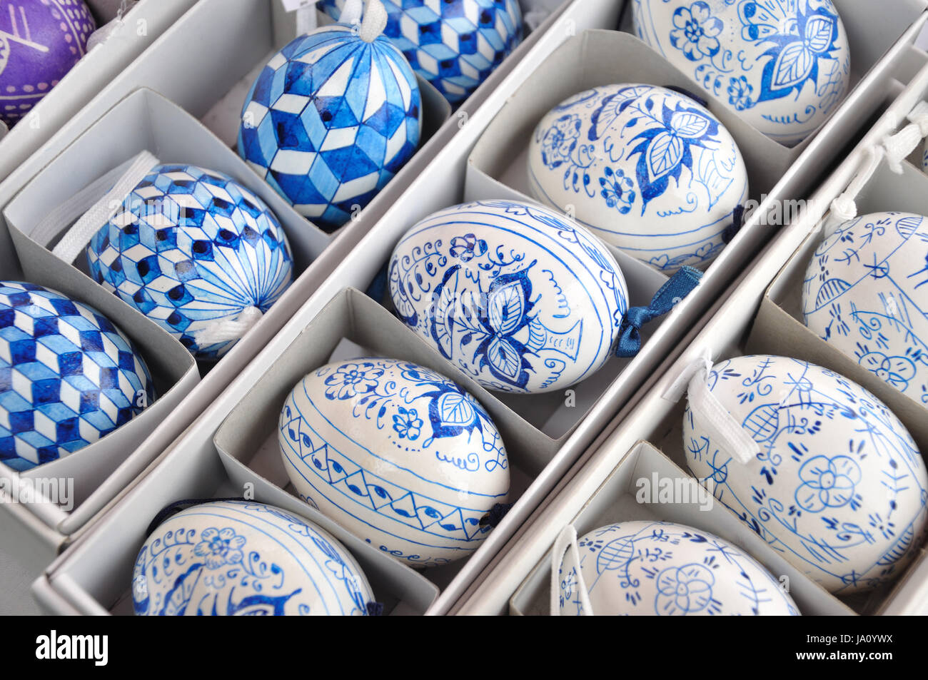 close, blue, objects, big, large, enormous, extreme, powerful, imposing ...