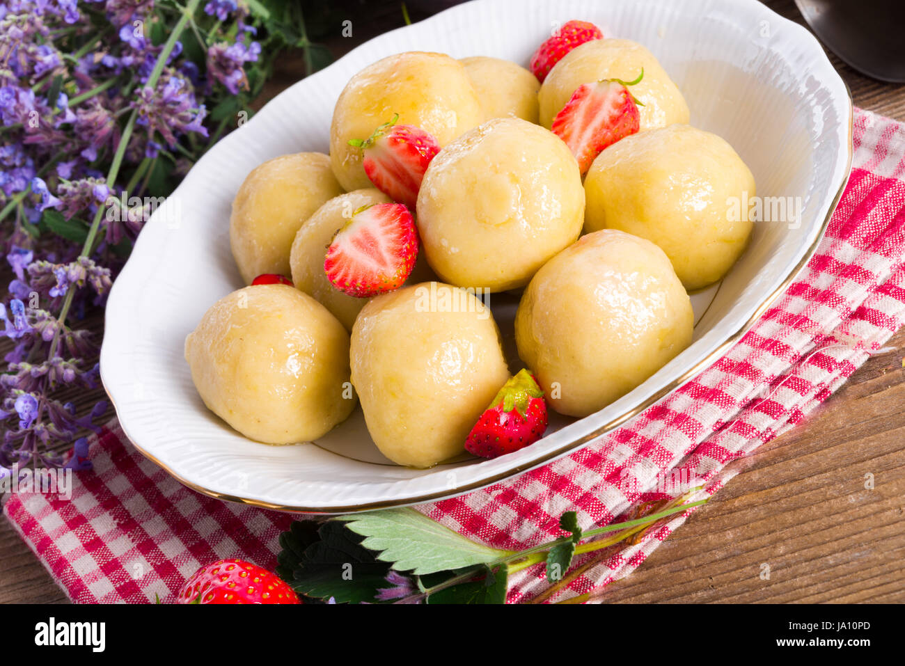 food, aliment, fruit, strawberry, berry, dumpling, dessert, dumplings ...