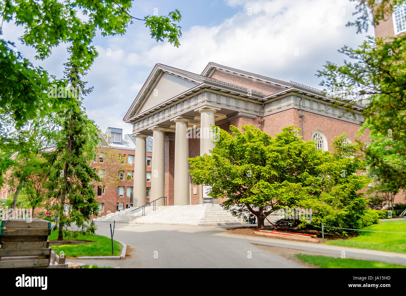 Construction at harvard university hi-res stock photography and images ...