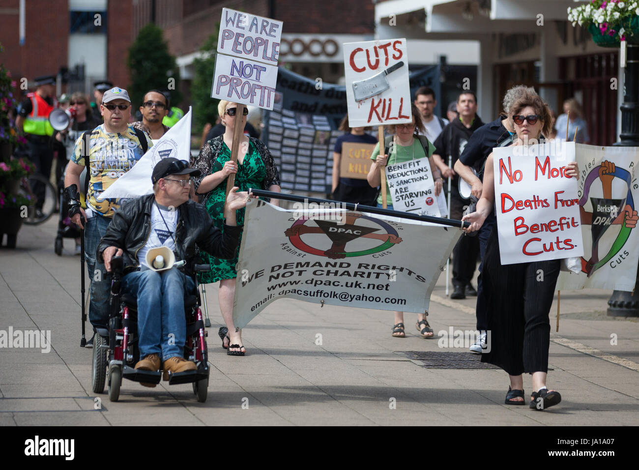 Disabled benefits uk hi-res stock photography and images - Alamy