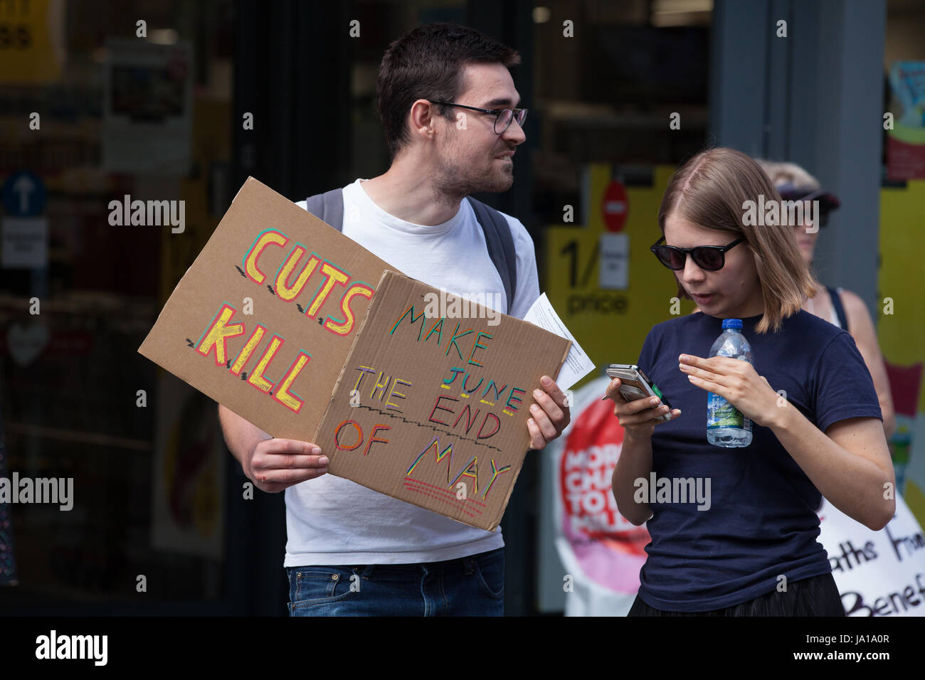 Maidenhead, UK. 3rd June, 2017. Activists from DPAC (Disabled People ...